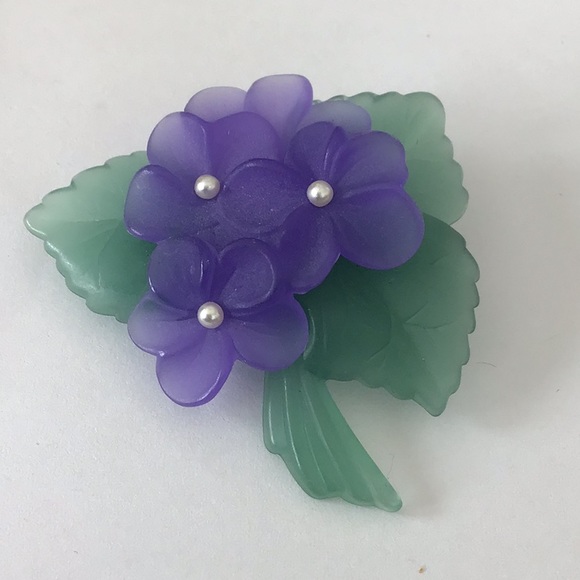 Avon (Vintage) | Jewelry | Vintage Avon Violet Brooch | Poshmark